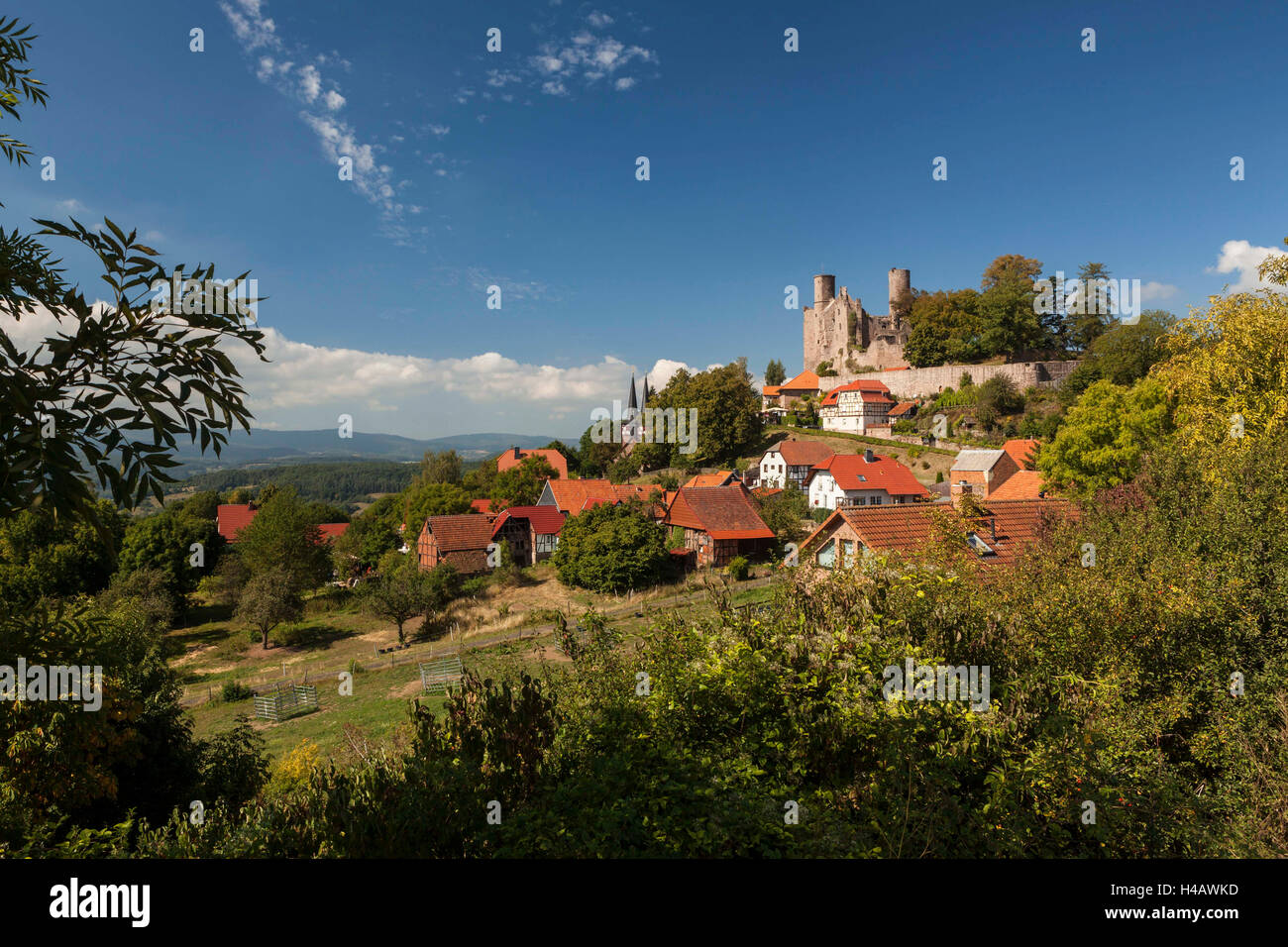 Germany, Thuringia, Eichsfeld, castle ruin Hanstein in Rimbach Stock ...