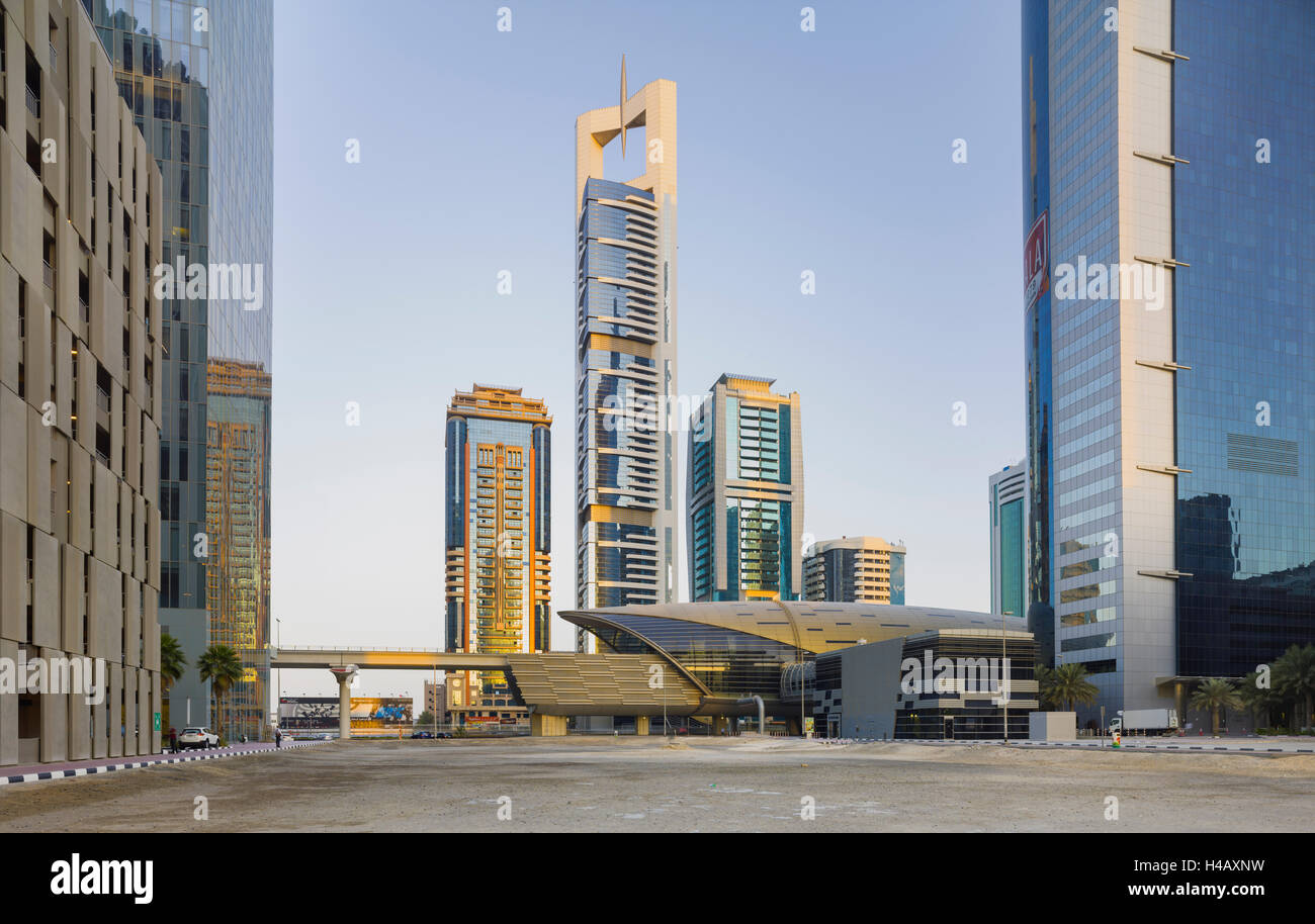 Chelsea tower at sheikh zayed road hi-res stock photography and images ...