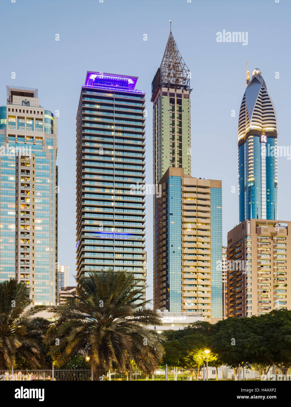 Sheikh zayed road dubai hi-res stock photography and images - Alamy