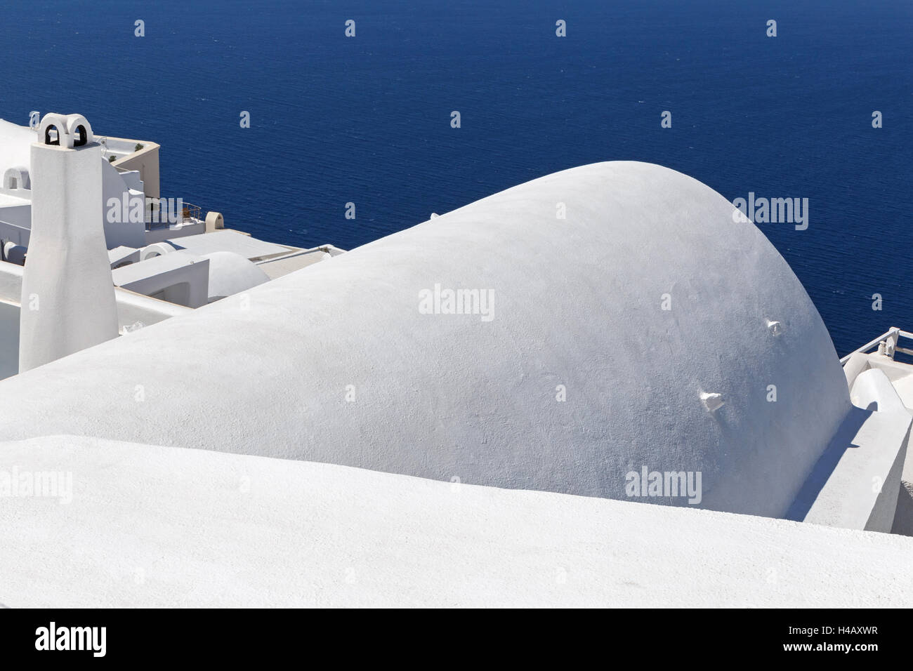 Traditional whitewashed greek house hi-res stock photography and images ...