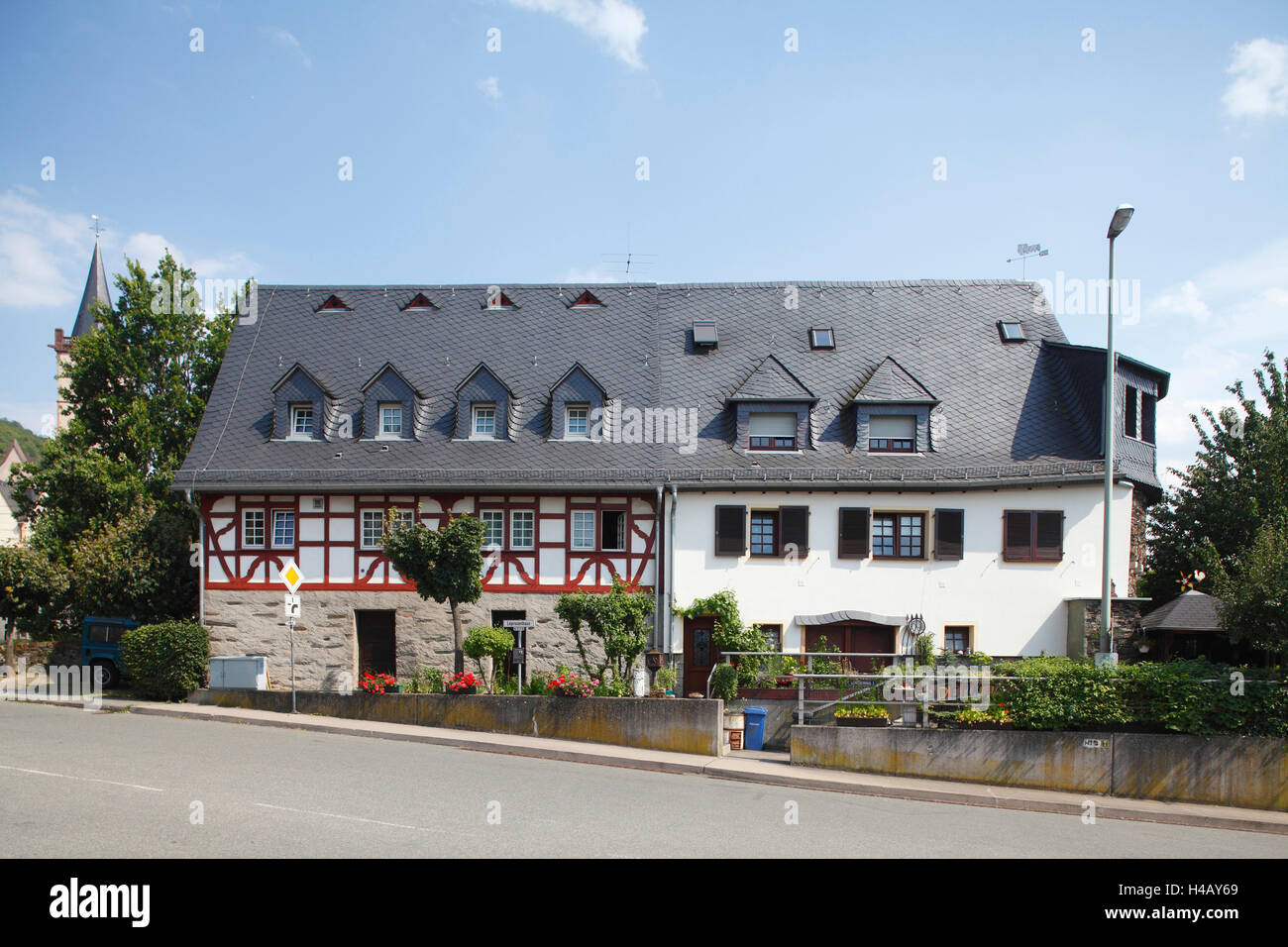 Germany, Rhineland-Palatinate, Lorch, half-timbered residential house ...