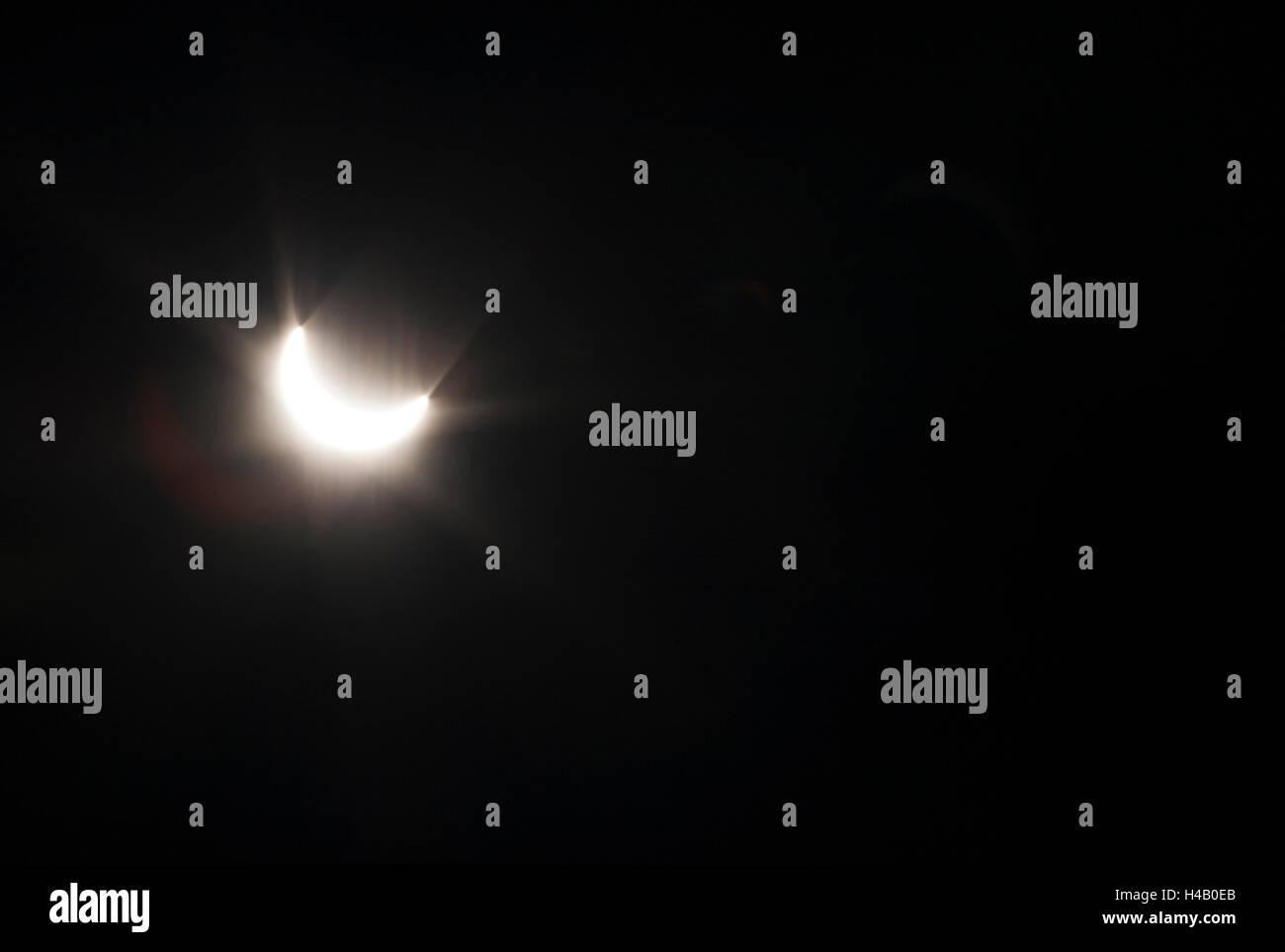 Eclipse shade hi-res stock photography and images - Alamy