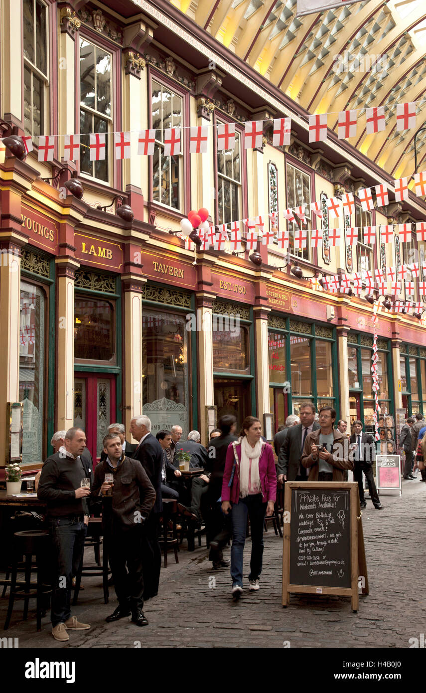 Architecture, city, Leadenhall, market, pub Stock Photo - Alamy