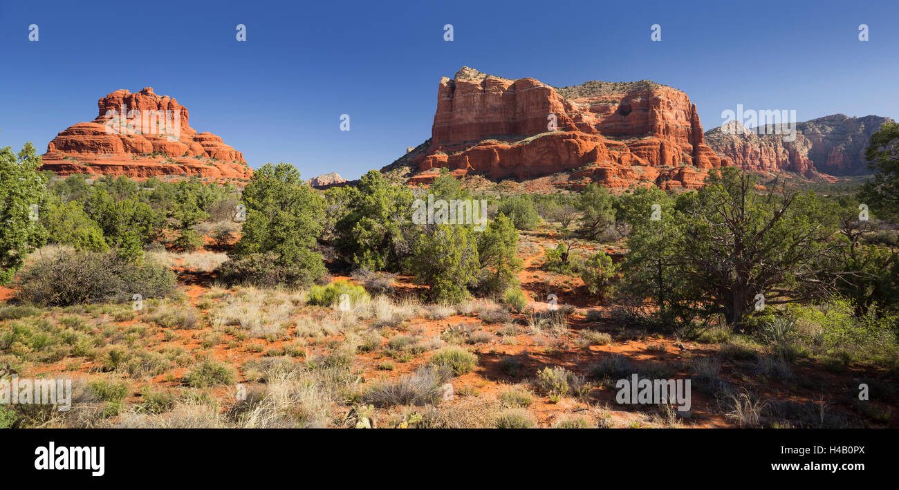 Bell Rock, Courthouse Butte, Bell Rock Trail, Sedona, Arizona, USA ...