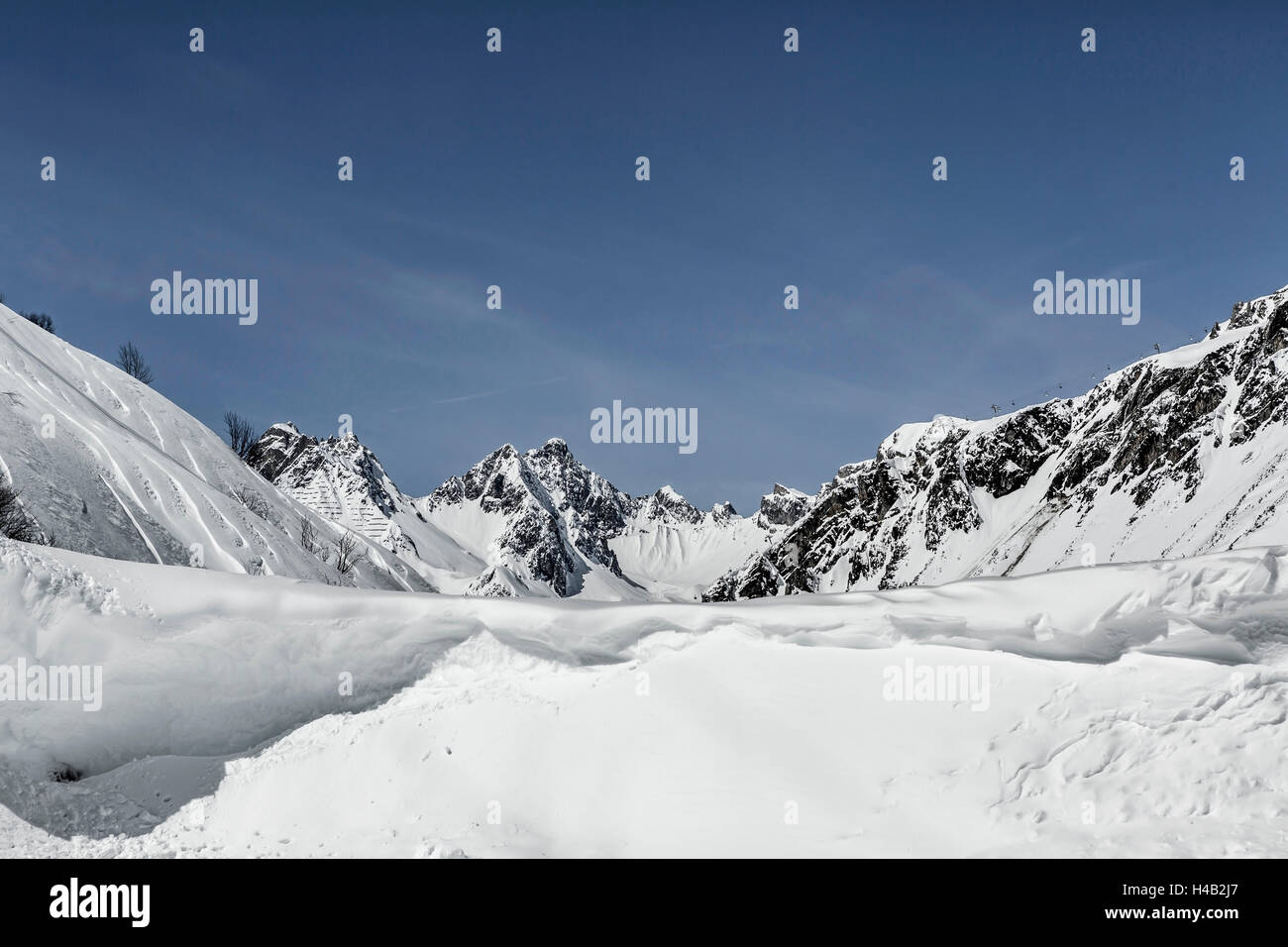 Alpine summit snow hi-res stock photography and images - Alamy