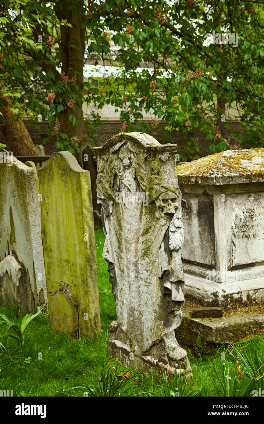 Cemetery, gravestone, trees, inscription Stock Photo - Alamy