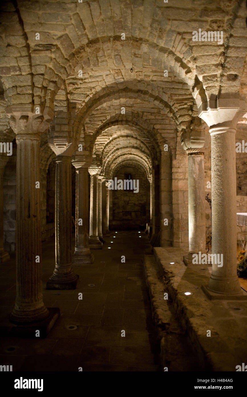 Abbadia san salvatore crypt hi-res stock photography and images - Alamy