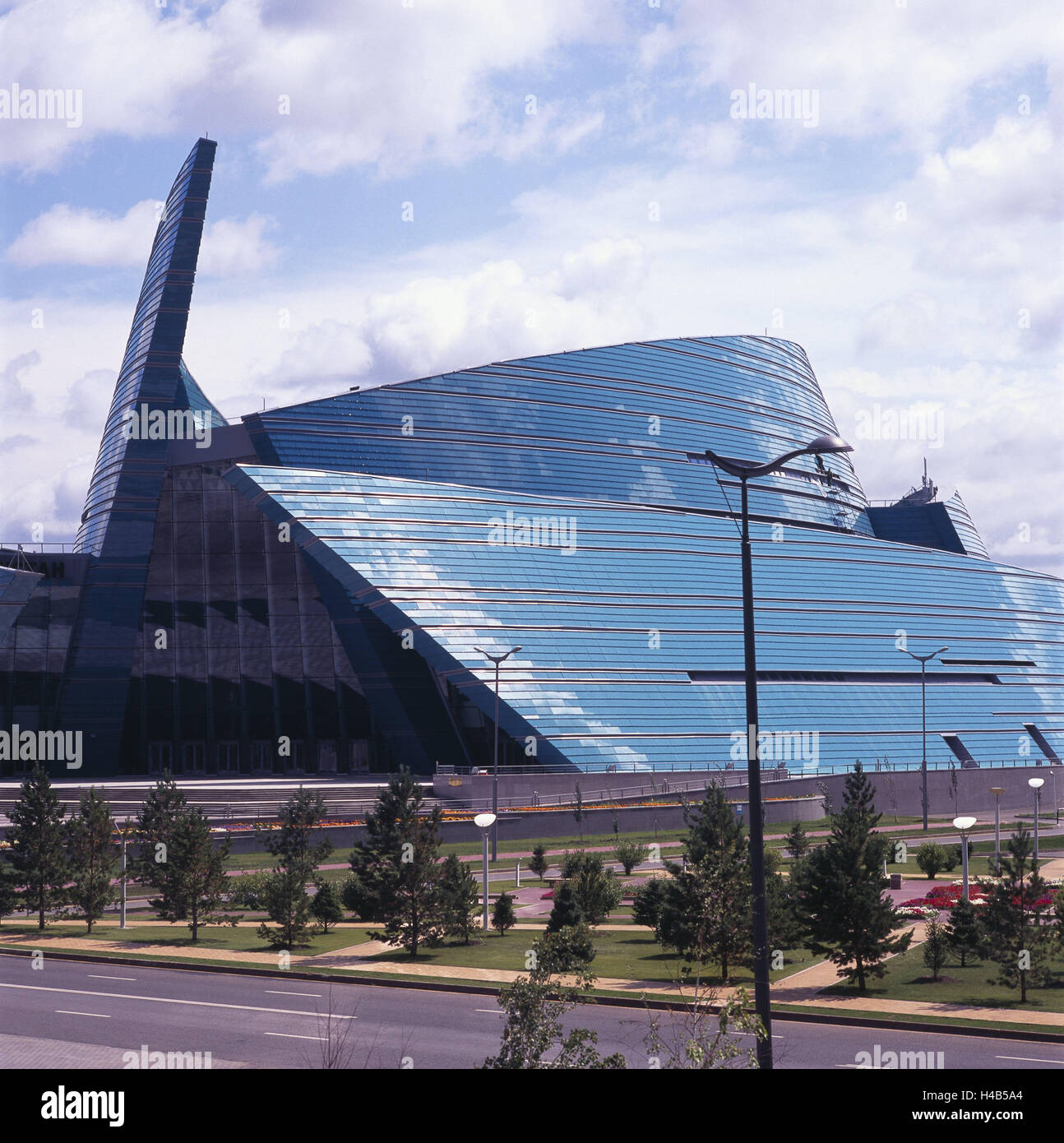 Concert Hall Outside High Resolution Stock Photography and Images - Alamy