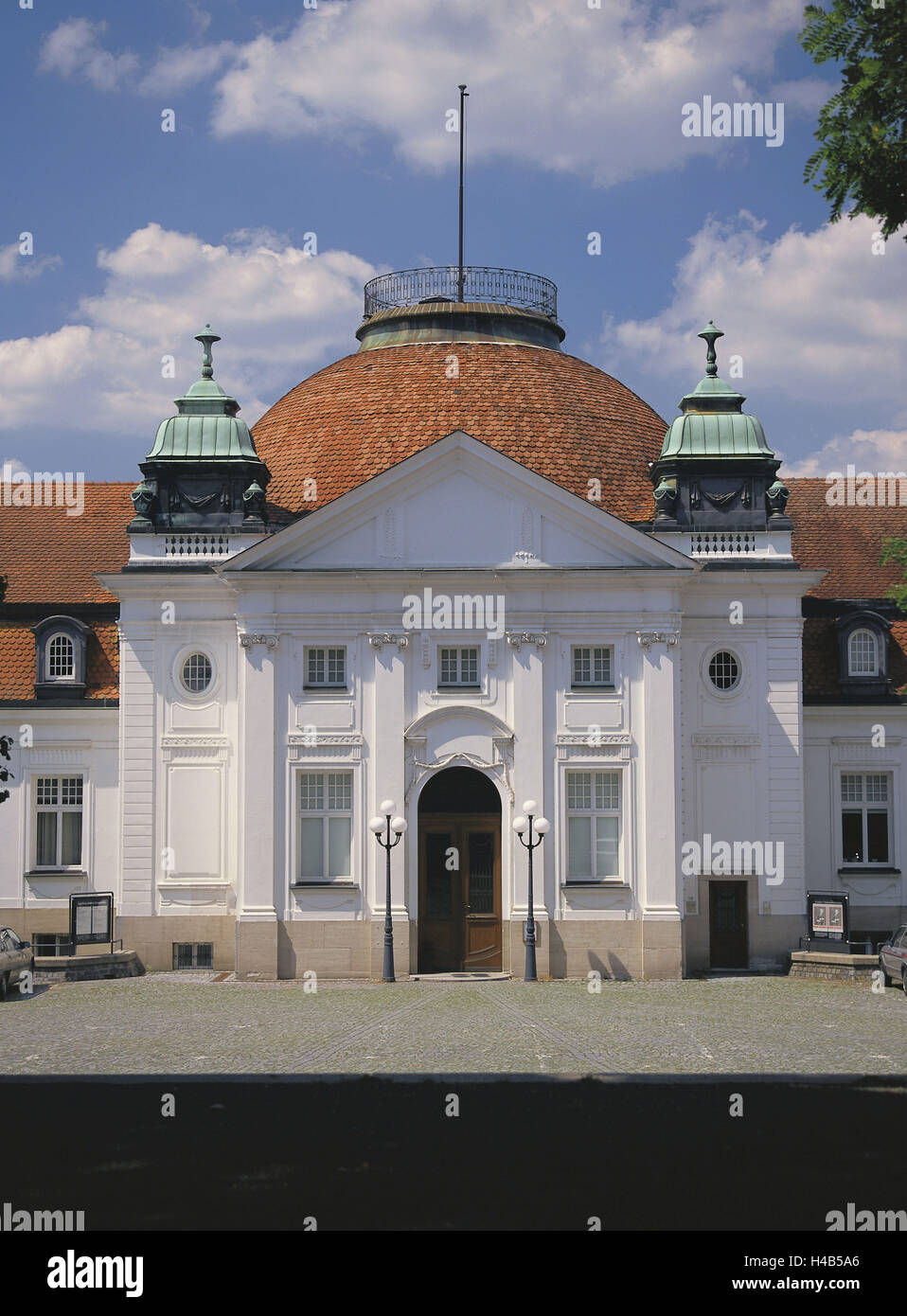 Schiller building hi-res stock photography and images - Alamy