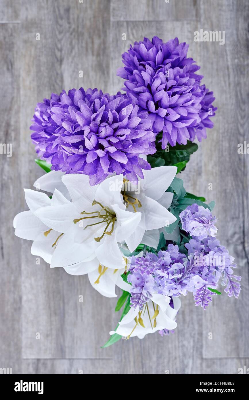 A studio photo of plastic display flowers Stock Photo - Alamy