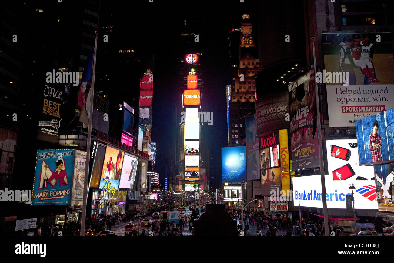 USA, New York City, Times Square, night Stock Photo - Alamy
