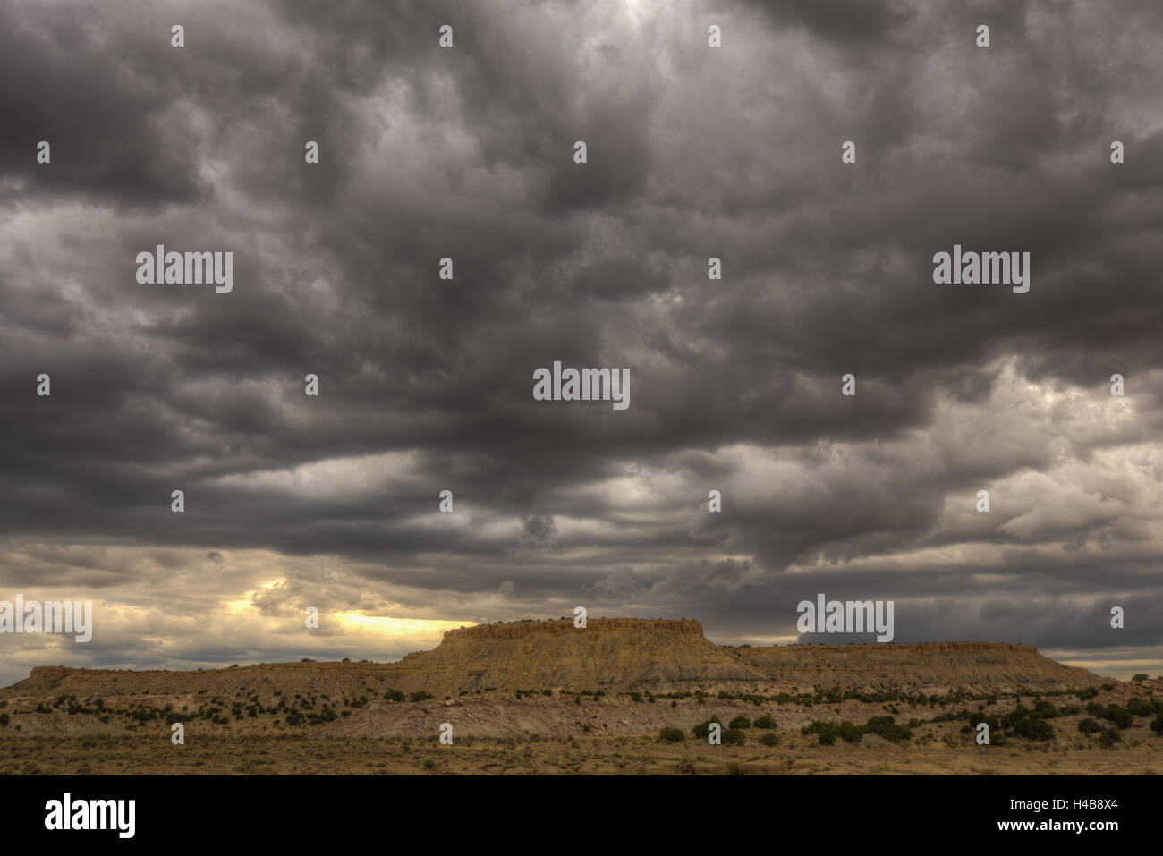 Monsoon thunderstorm west of the Ojito WIlderness, New Mexico, USA ...