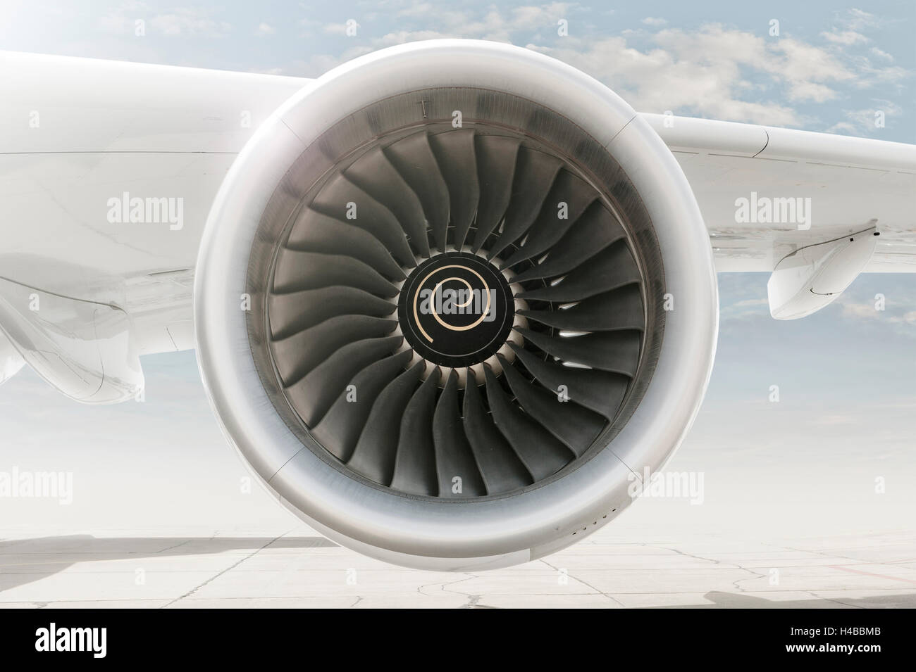 Airbus a380 engine hi-res stock photography and images - Alamy