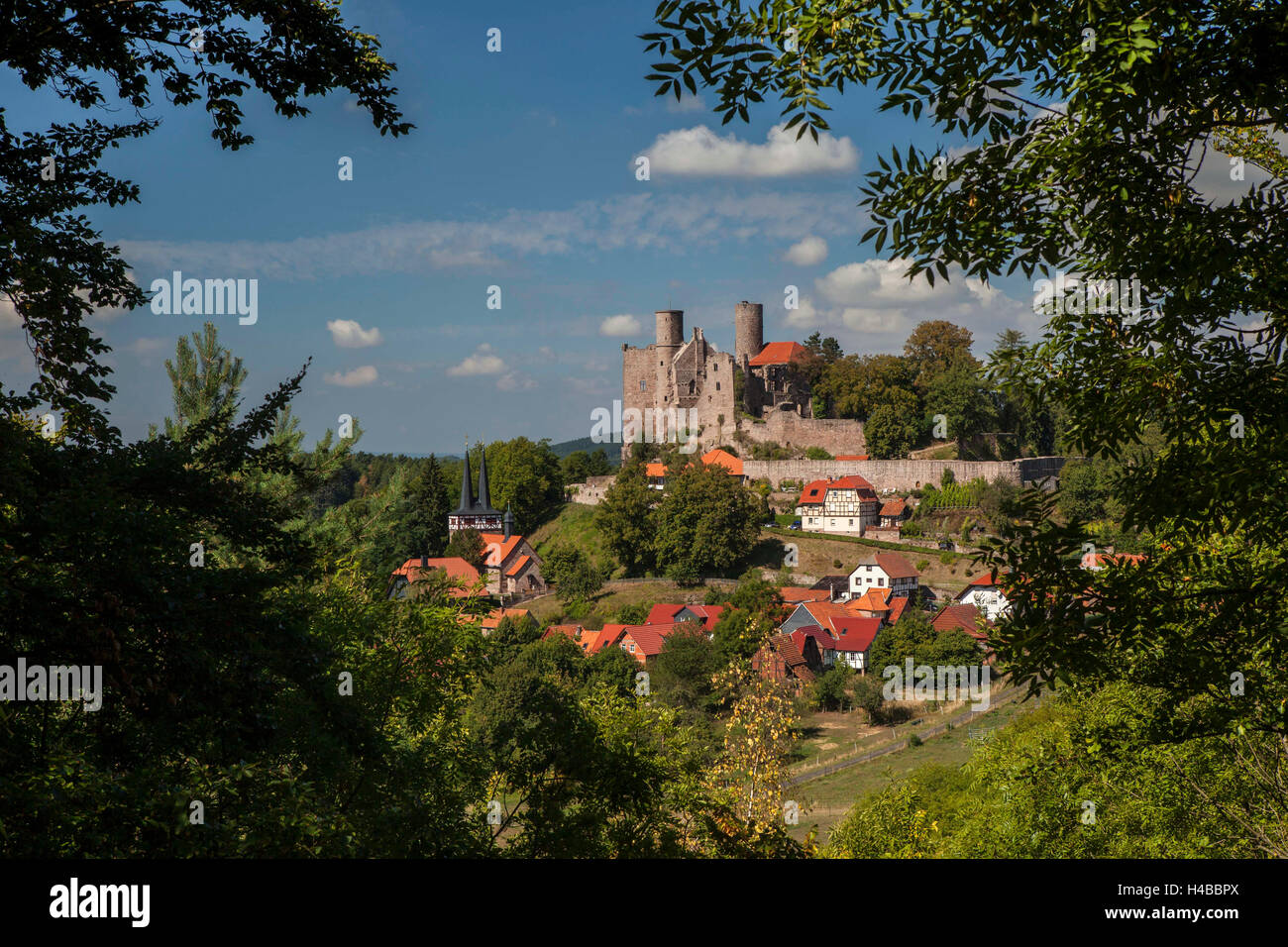 Germany, Thuringia, Eichsfeld, castle ruin Hanstein in Rimbach Stock ...