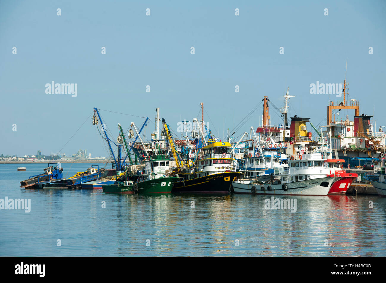 Turkey, Mersin, fishing harbour, in the background the modern ...