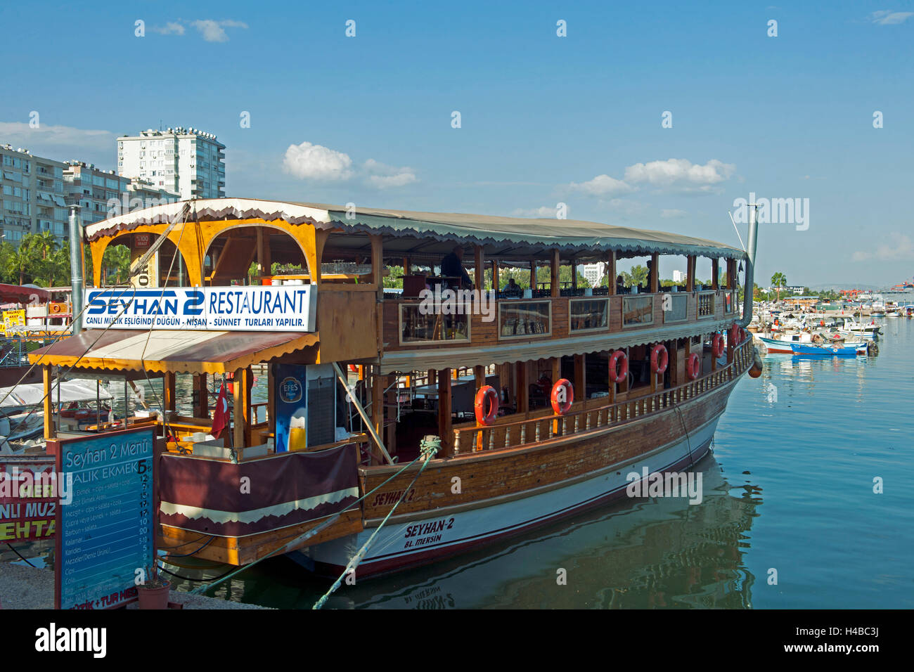 Mersin turkey harbour hi-res stock photography and images - Alamy
