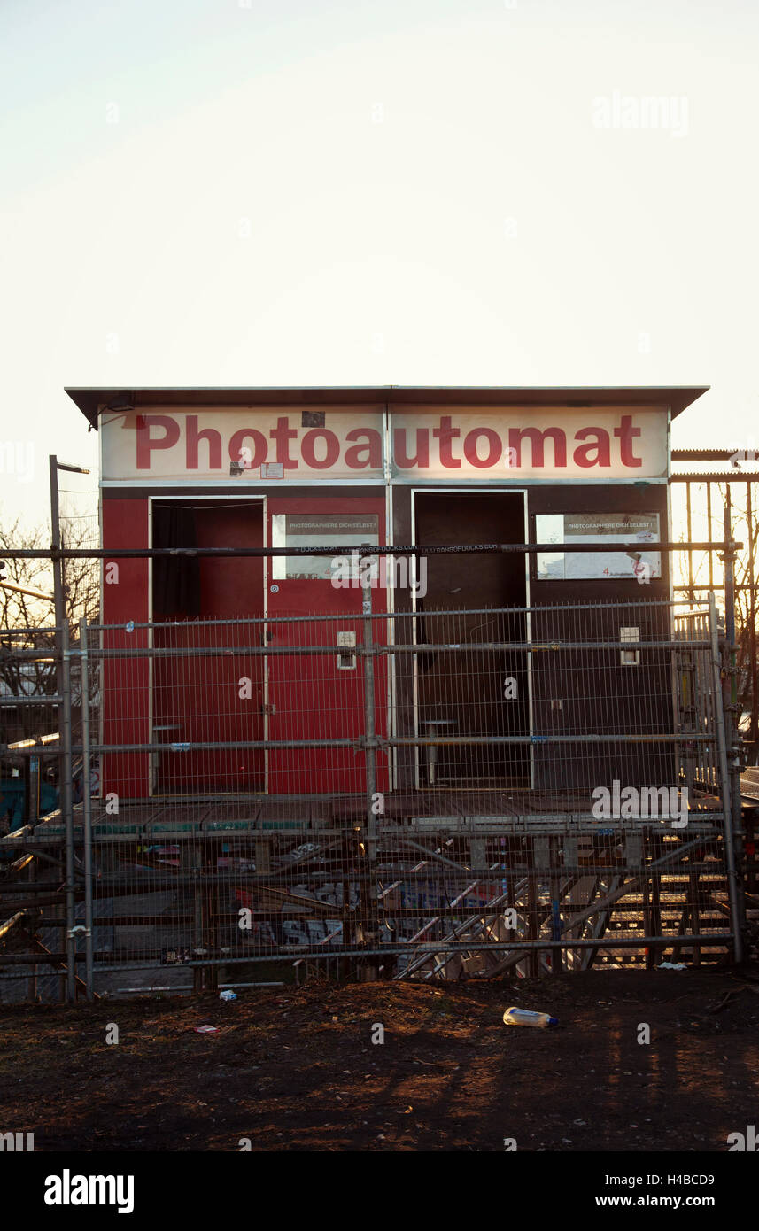 Scaffolding photos hi-res stock photography and images - Alamy