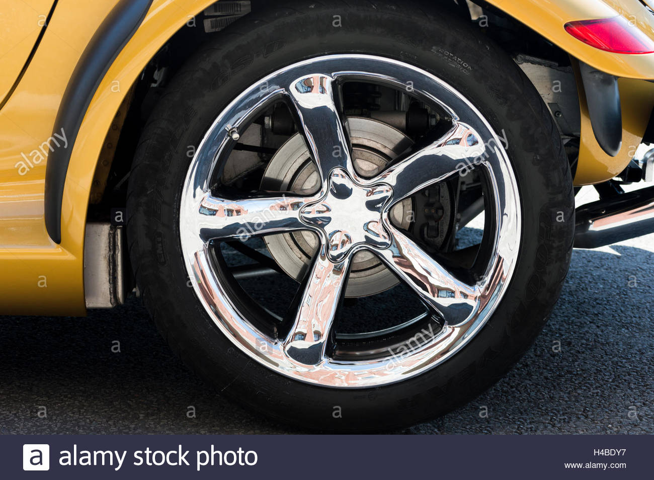 Race Car Side Angle High Resolution Stock Photography and Images - Alamy