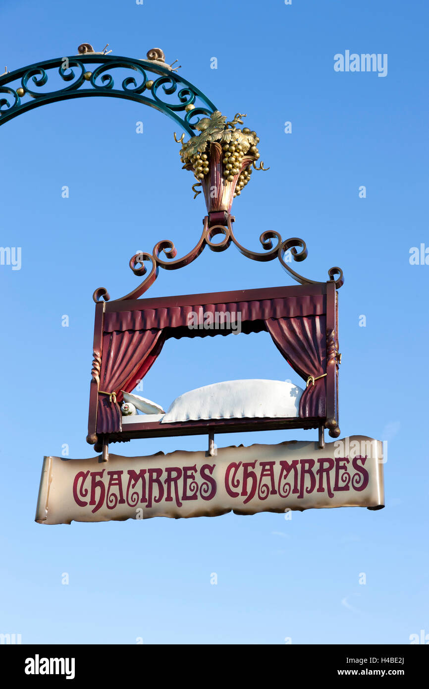 Boarding house sign hi-res stock photography and images - Alamy