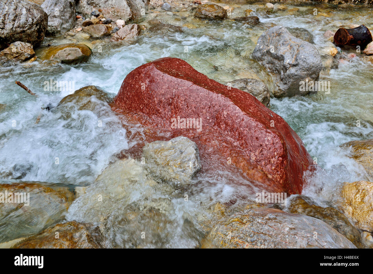 Course stone hi-res stock photography and images - Alamy