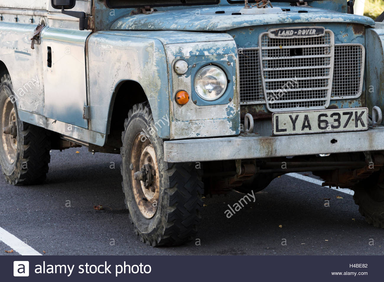 Land Rover Bonnet High Resolution Stock Photography and Images - Alamy