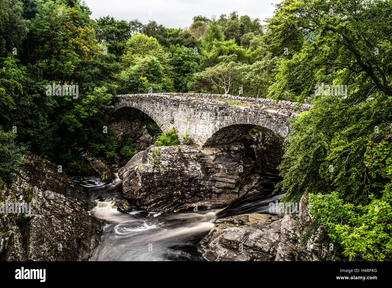 Bridge great britain hi-res stock photography and images - Alamy