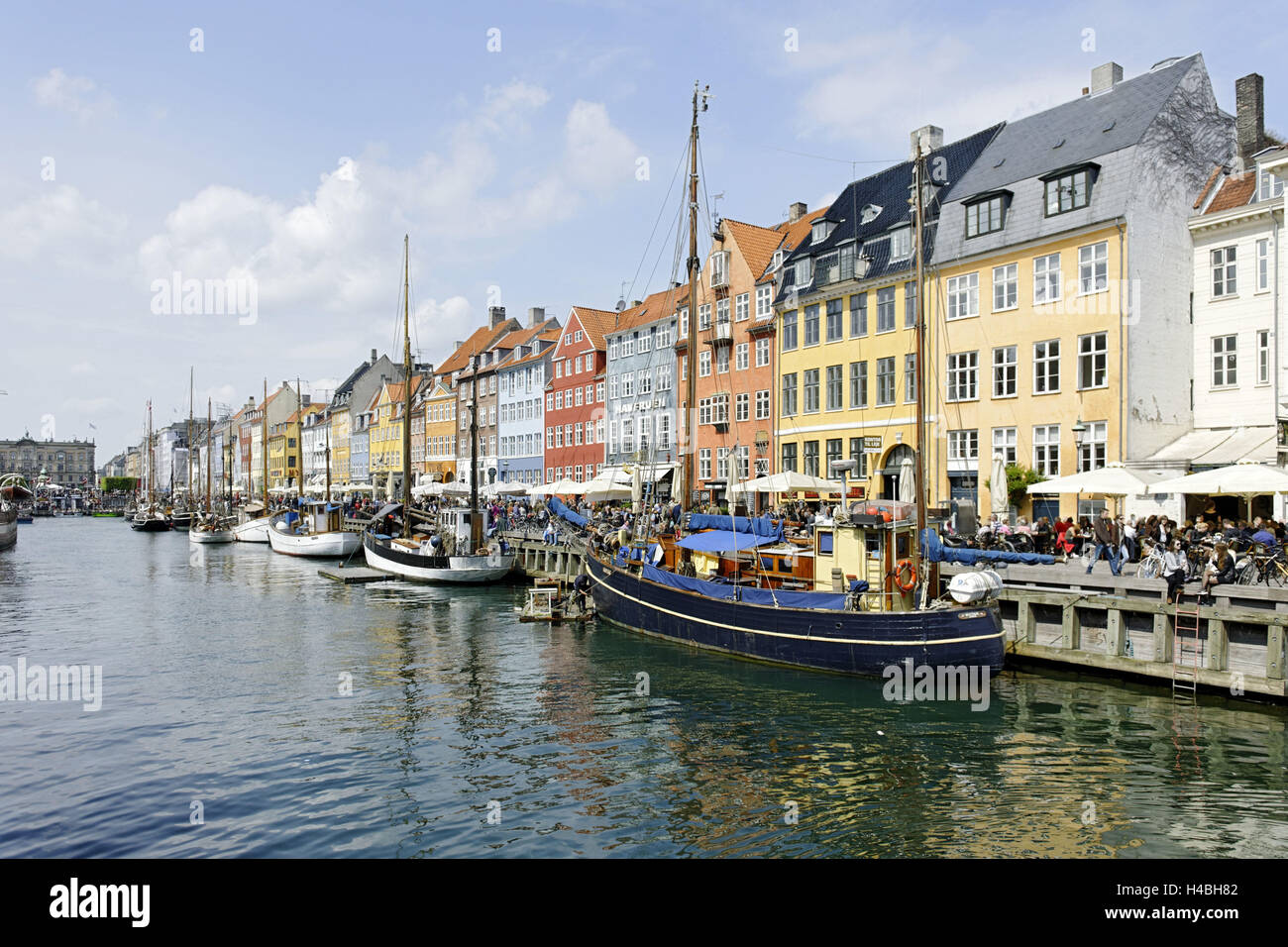 Entertainment district Nyhavn, tourists, Copenhagen, Denmark ...