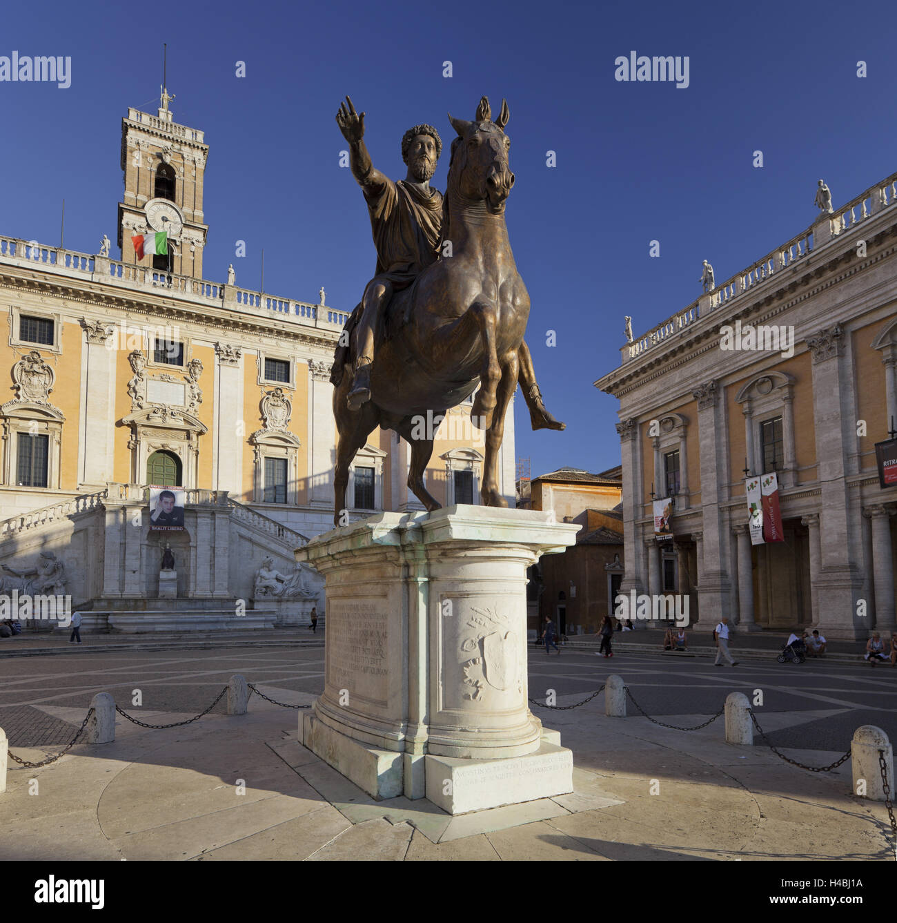 Equestrian statue of the emperor Mark Aurel, Piazza dei Campidoglio ...