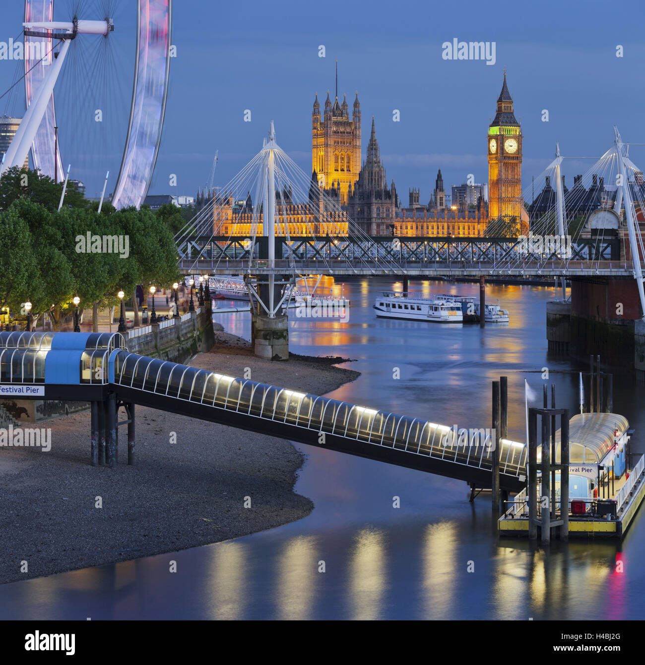 Dipper bridge hi-res stock photography and images - Alamy