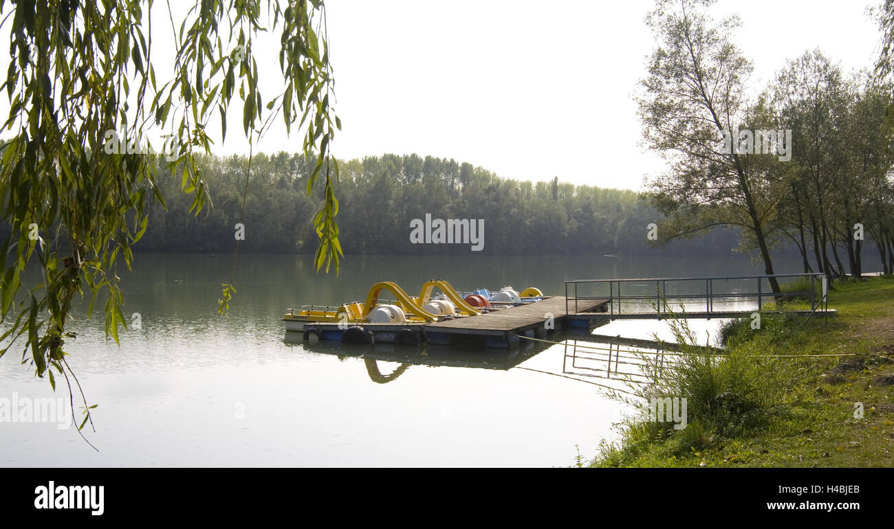 Danube boats hi-res stock photography and images - Alamy