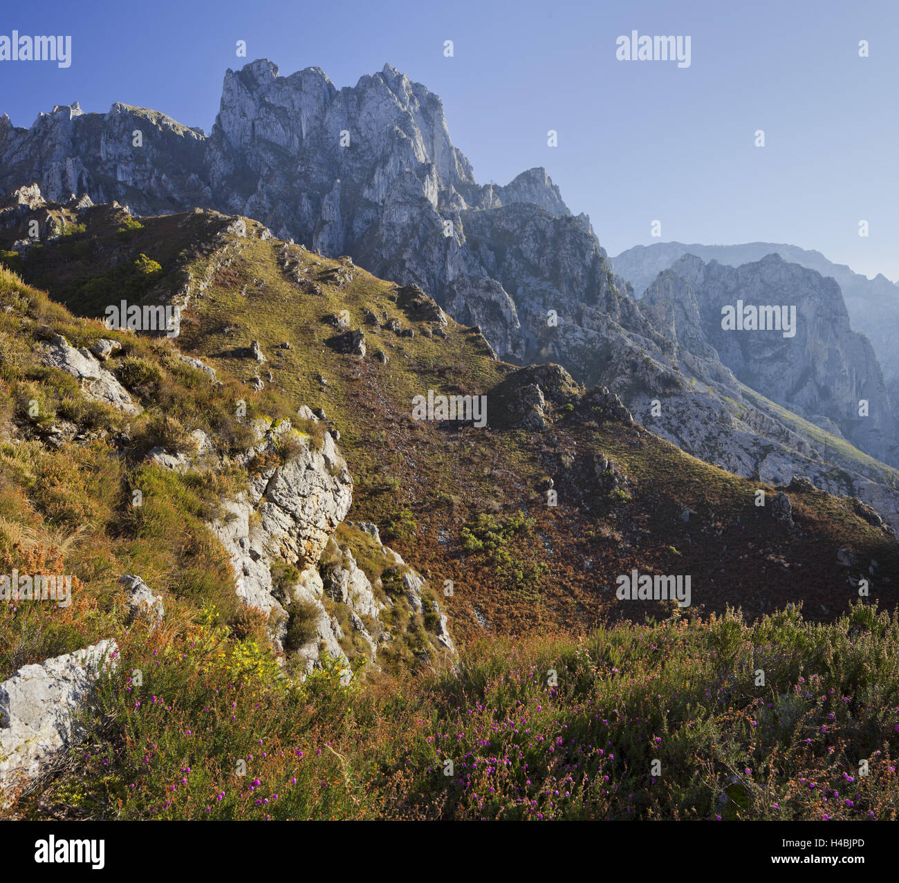 Poncebos hi-res stock photography and images - Alamy