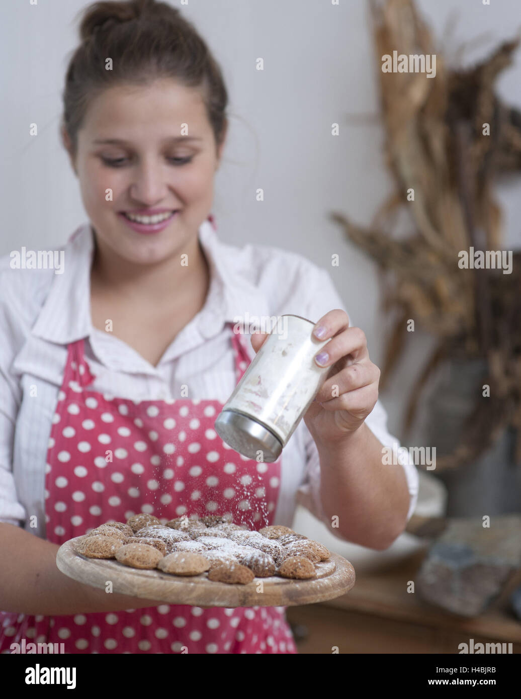 He dusts hi-res stock photography and images - Alamy