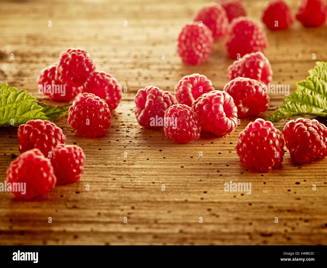 Raspberries, tabletop, wood, still life Stock Photo - Alamy