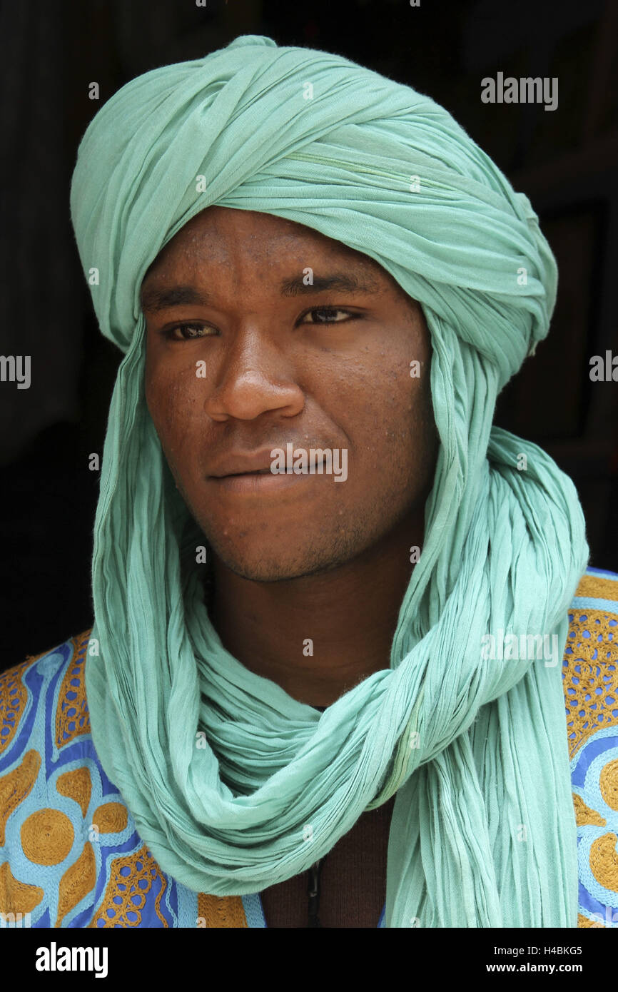 Moroccan turban hi-res stock photography and images - Alamy