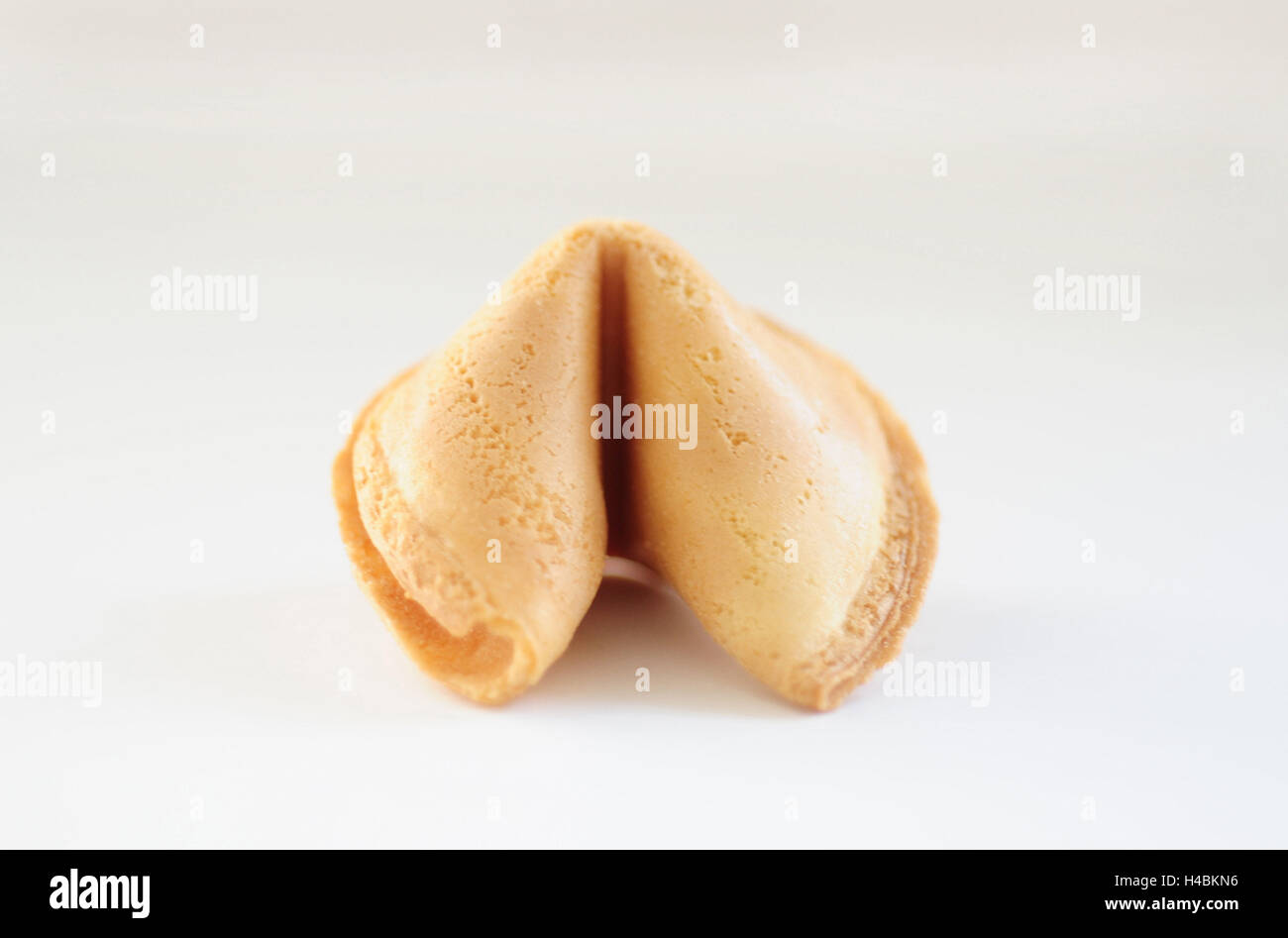 Chinese fortune biscuit hi-res stock photography and images - Alamy