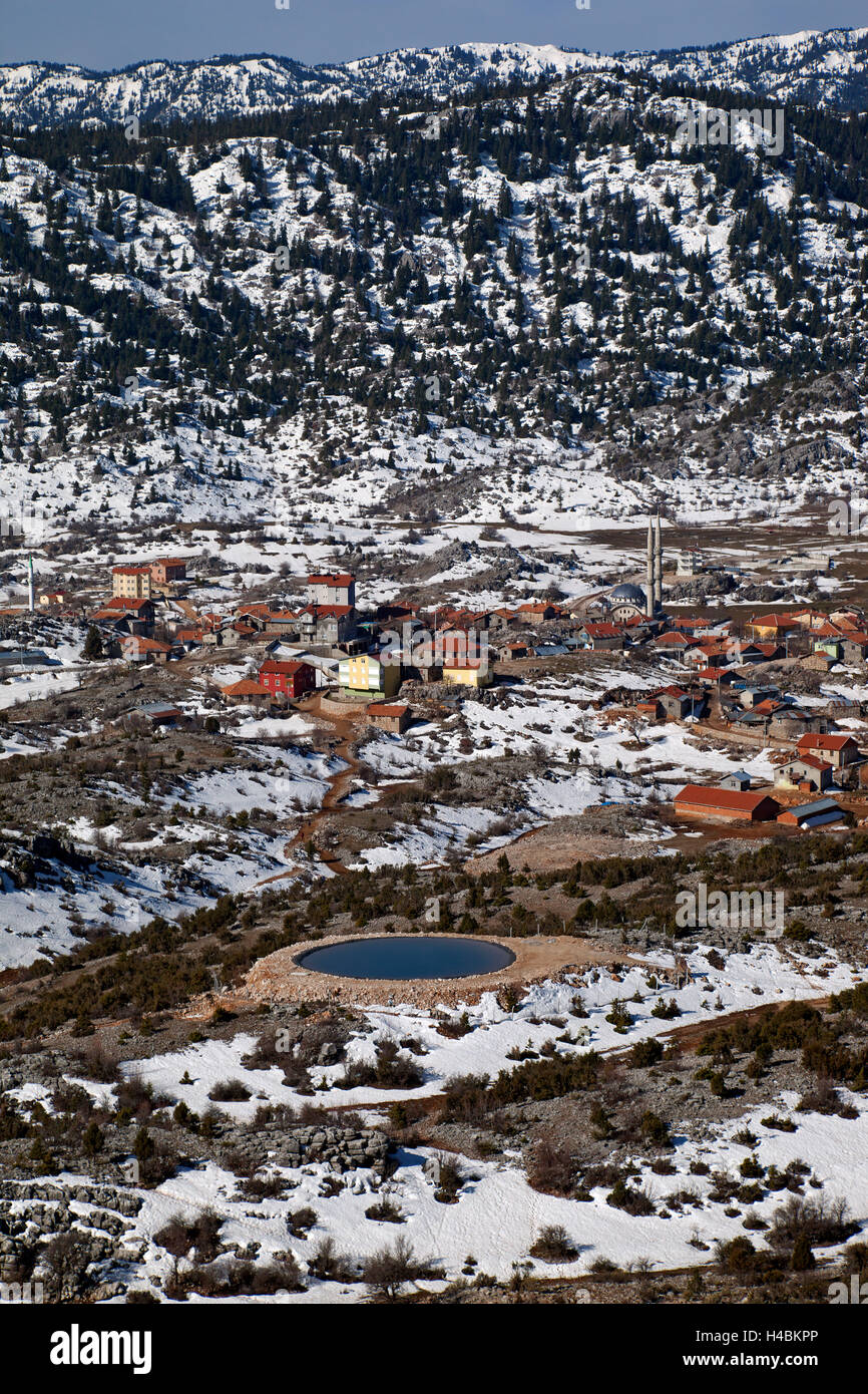 Village taurus mountains turkey hi-res stock photography and images - Alamy