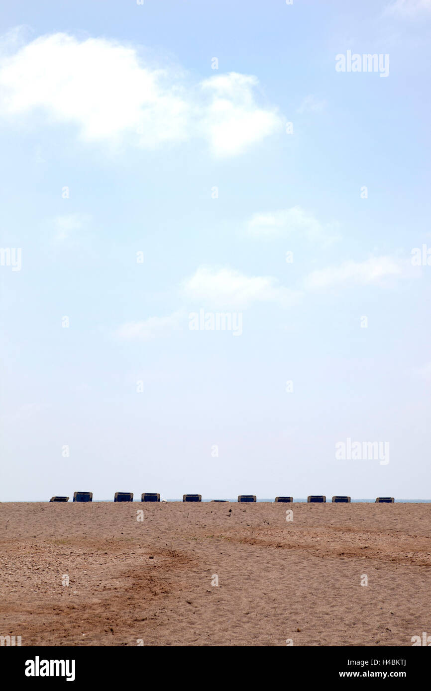 Turkey, Manavgat, beach, sun benches Stock Photo - Alamy