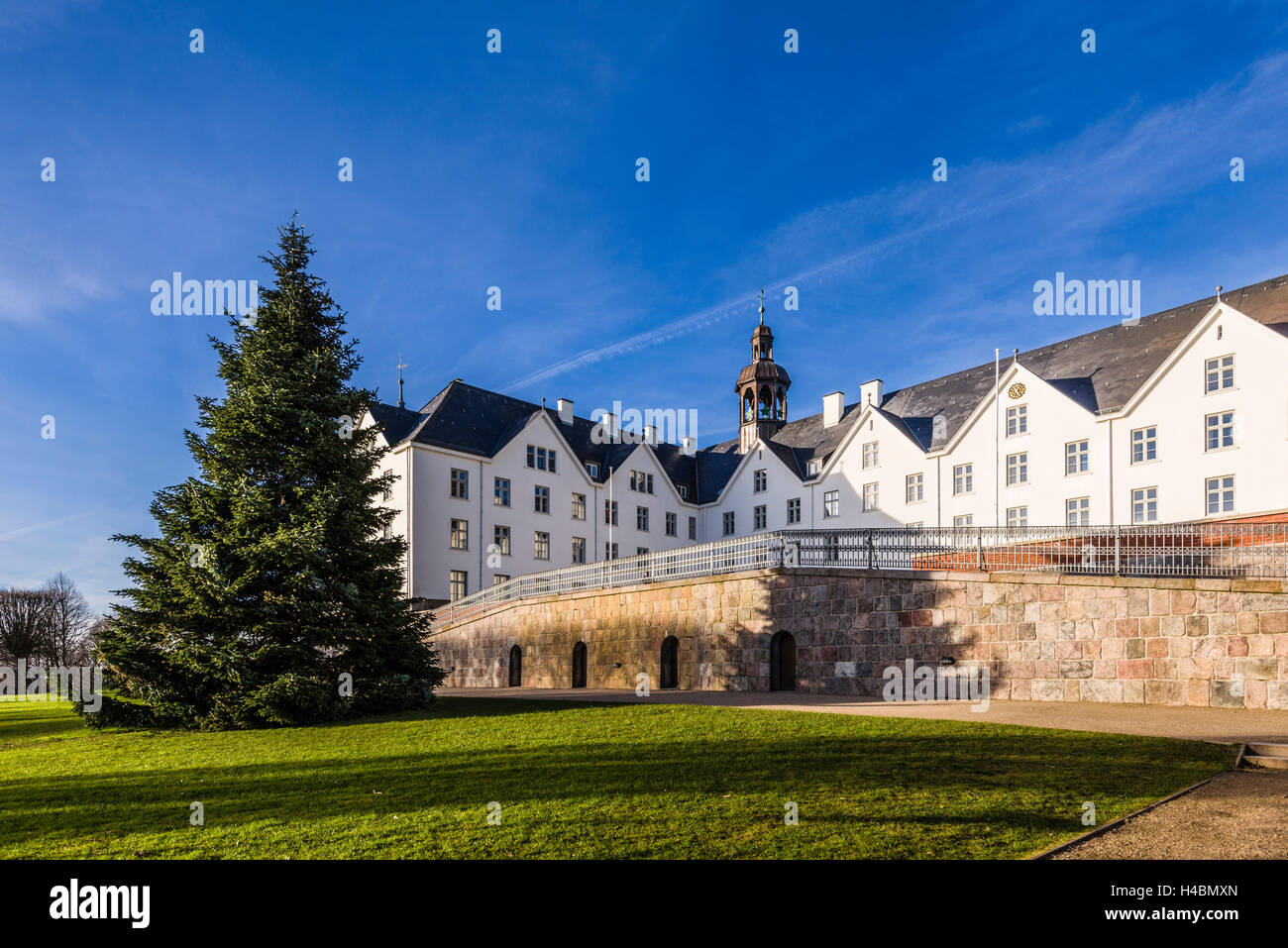 Germany, Schleswig - Holstein, Holsteinische Schweiz, Plön, castle Plön ...