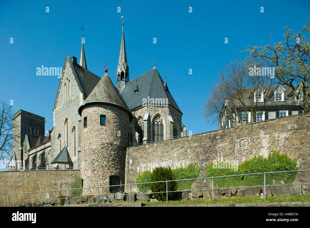 Circle of olpe hi-res stock photography and images - Alamy