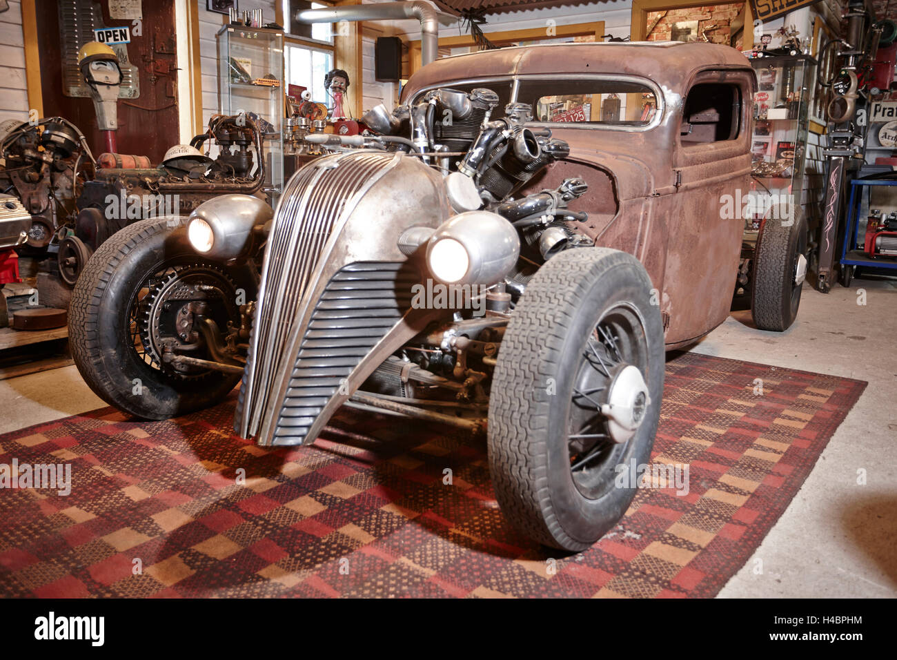 Hot-Rod, Rat-Rod, self-built with airplane radial engine Stock Photo ...