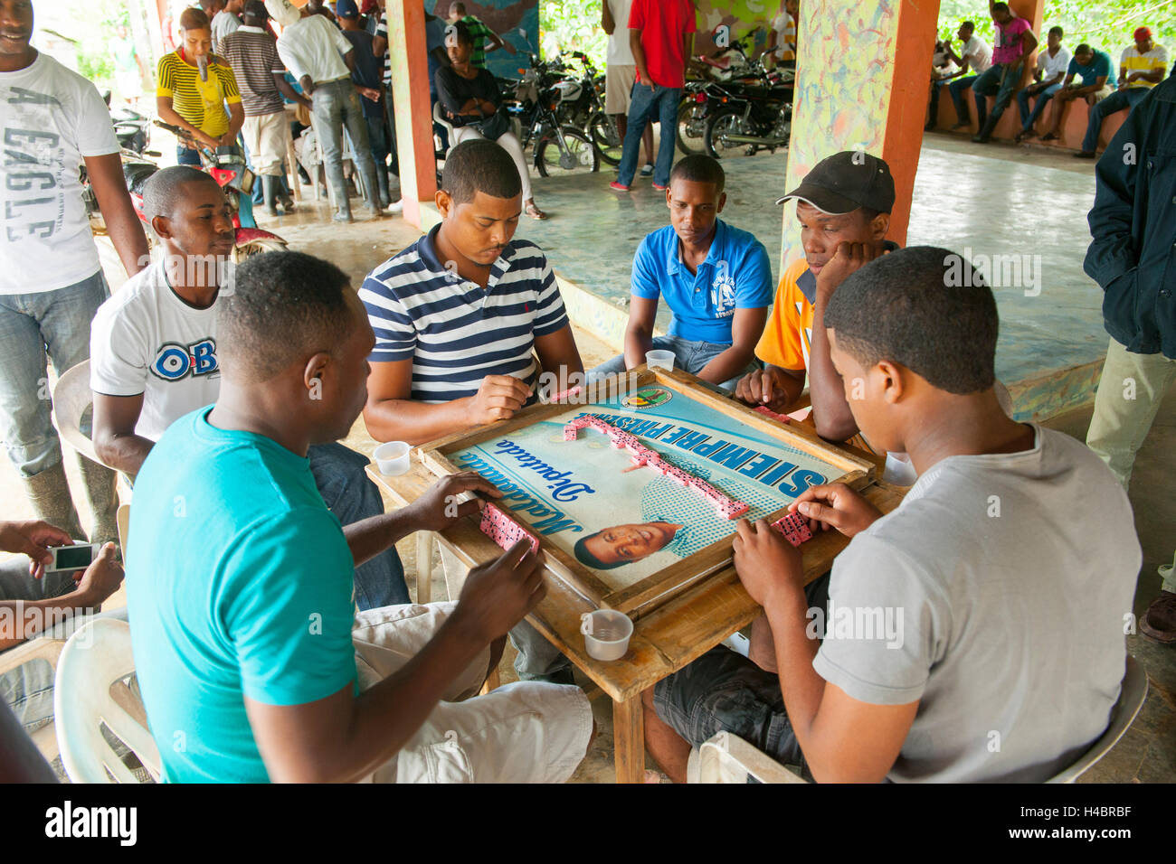 Dominican republic dominoes hi-res stock photography and images - Alamy