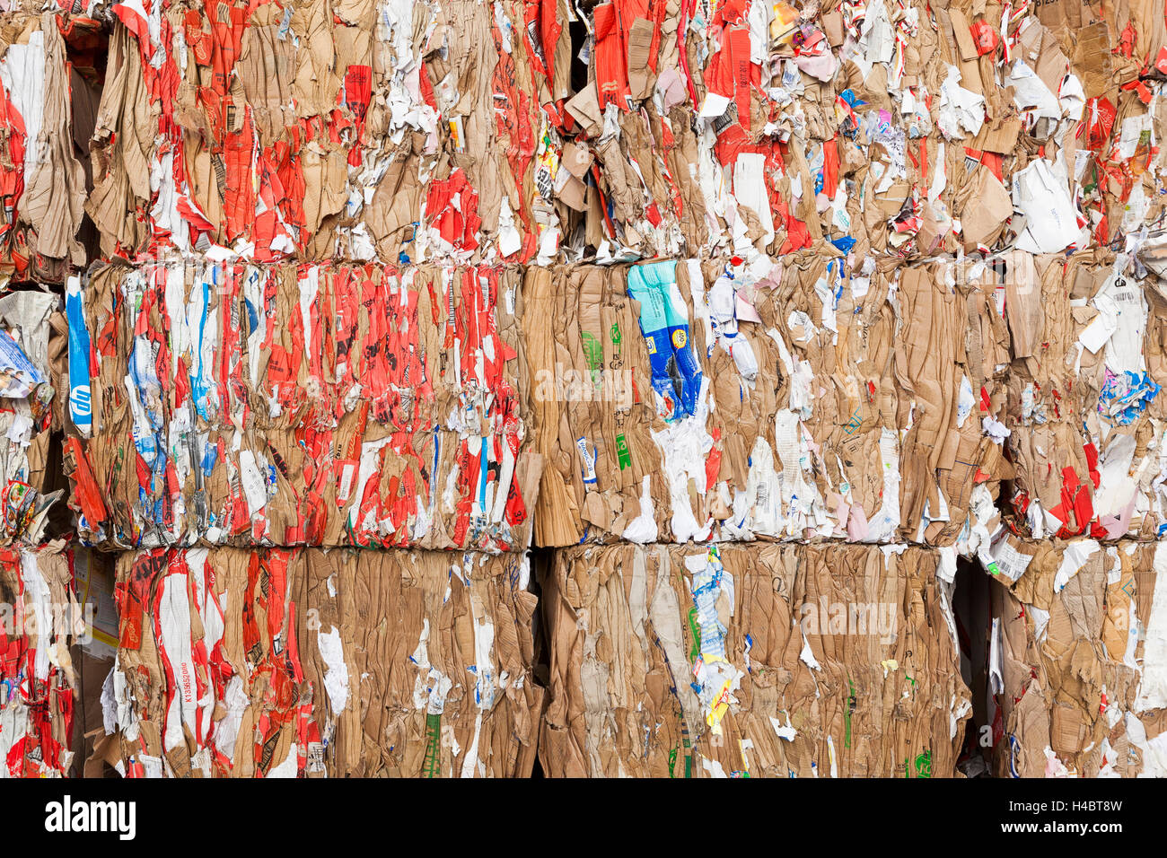 Recycleable waste hi-res stock photography and images - Alamy