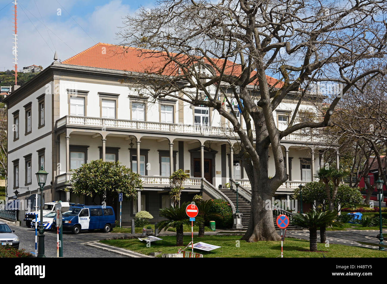 Madeira, police building of Santa Cruz Stock Photo - Alamy
