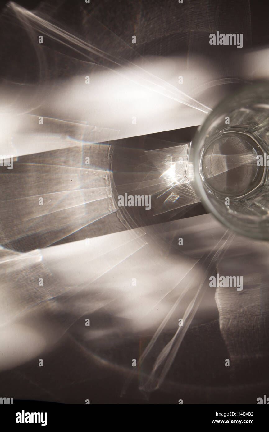 Refraction of light prism hi-res stock photography and images - Alamy