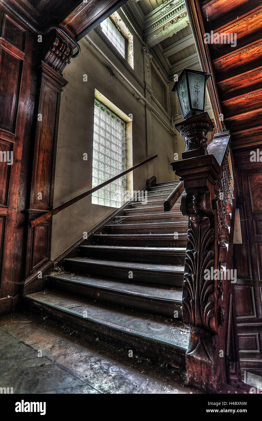 Old staircase hi-res stock photography and images - Alamy