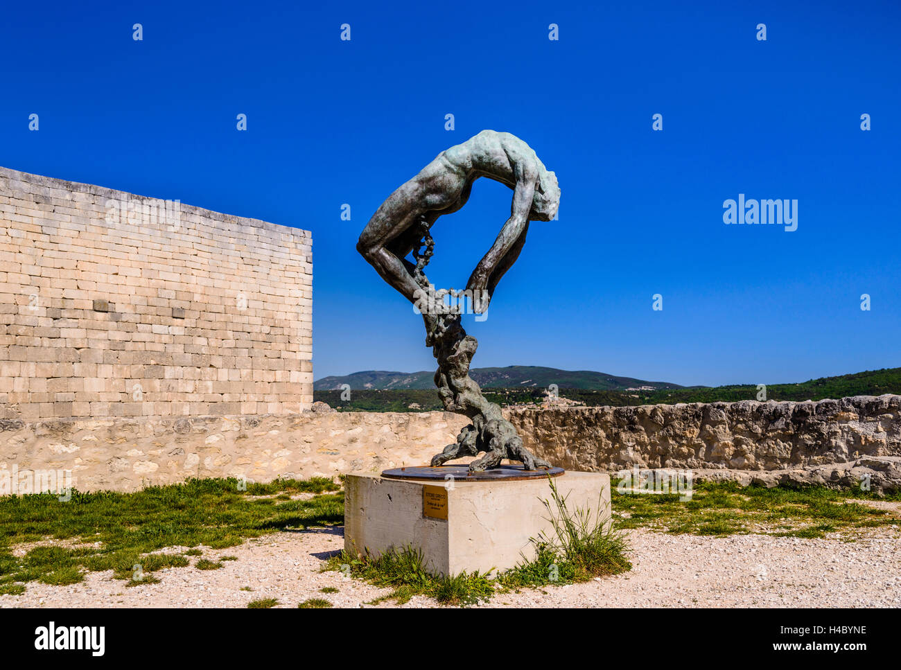 France, Provence, Vaucluse, Lacoste, castle ruin Lacoste, sculpture ...