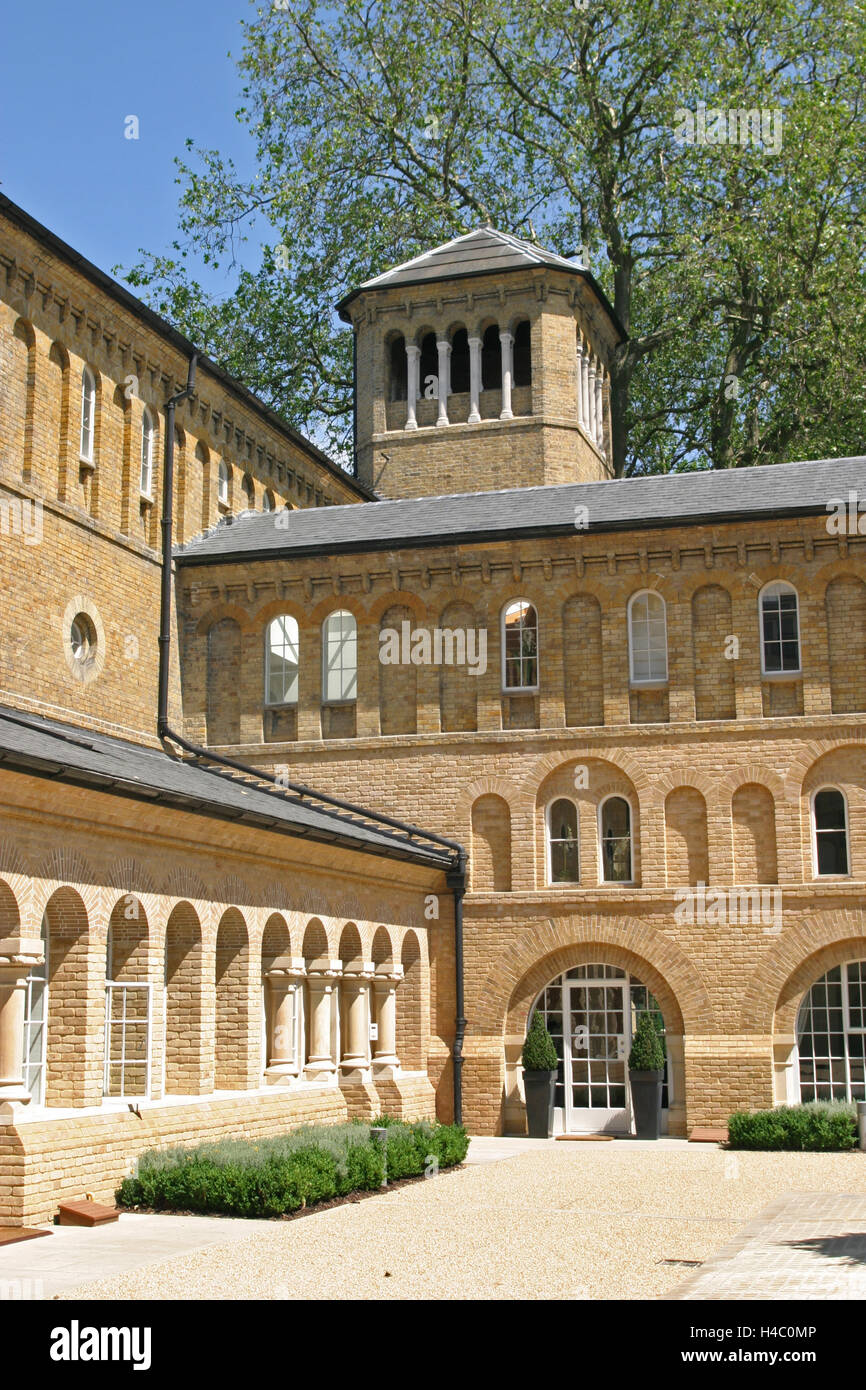 King’s road tower hi-res stock photography and images - Alamy