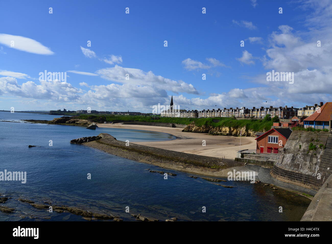 Tynemouth from cullercoats hi-res stock photography and images - Alamy