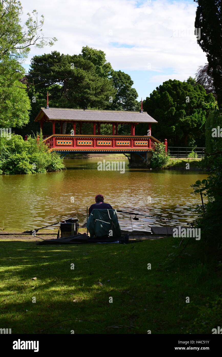 UK, Merseyside, Wirral, Birkenhead, Birkenhead Park, Swiss Bridge Stock ...