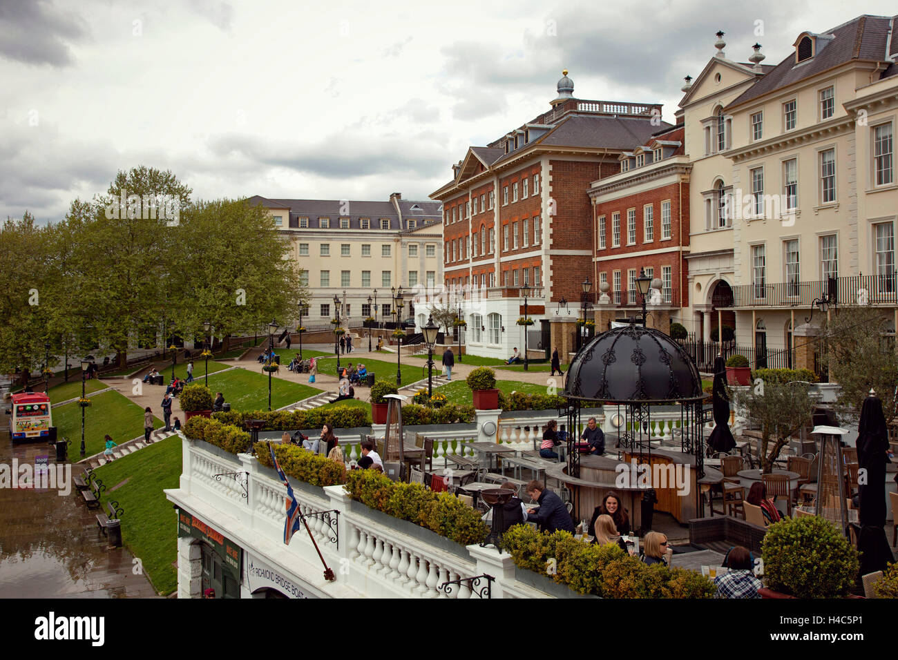 Great Britain, London, houses, promenade, spring, Richmond ...